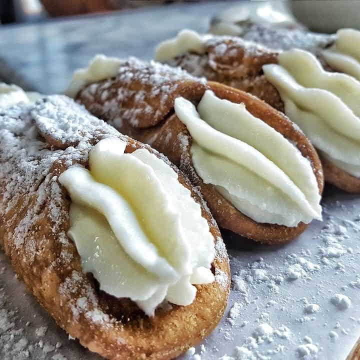 Homemade Cannoli: Rich, Creamy, and Delicious! - Chopnotch