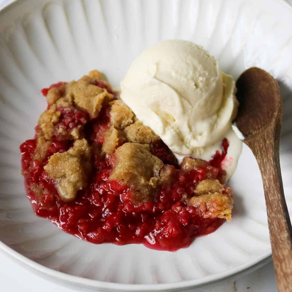 Raspberry Crisp: With Only 6 Ingredients! - Chopnotch